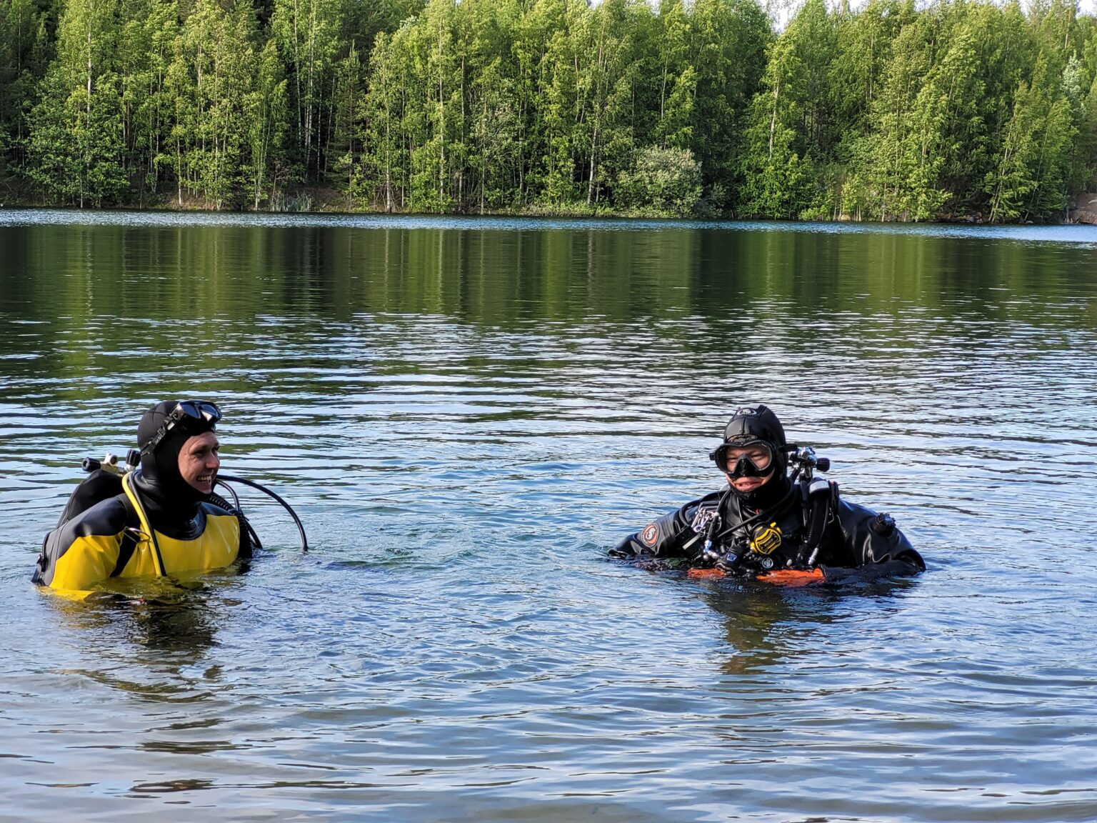 Arki-ilta Kunissa – Urheilusukelluskerho Delfin ry